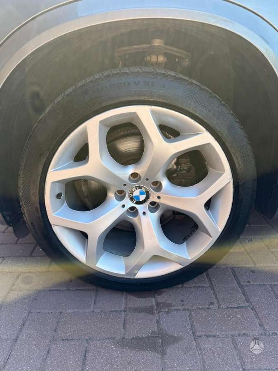 Pelēks BMW X5 2012 Utena, ar dzinēja tilpumu 3.00 L un nobraukumu 293 tūkst. km par 8700 €, foto 22 vietnē AUTOMOTO.COM.LV