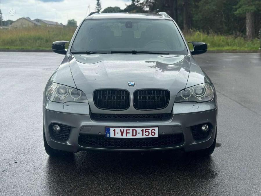Pelēks BMW X5 2012 Utena, ar dzinēja tilpumu 3.00 L un nobraukumu 293 tūkst. km par 8250 €, foto 1 vietnē AUTOMOTO.COM.LV