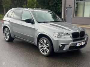 Pelēks BMW X5 2012 Utena, ar dzinēja tilpumu 3.00 L un nobraukumu 293 tūkst. km par 8250 €, foto 3 vietnē AUTOMOTO.COM.LV