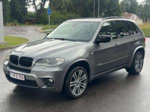 Pelēks BMW X5 2012 Utena, ar dzinēja tilpumu 3.00 L un nobraukumu 293 tūkst. km par 8250 €, foto 5 vietnē AUTOMOTO.COM.LV