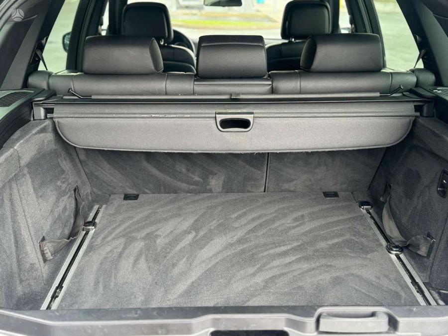 Pelēks BMW X5 2012 Utena, ar dzinēja tilpumu 3.00 L un nobraukumu 293 tūkst. km par 8250 €, foto 14 vietnē AUTOMOTO.COM.LV
