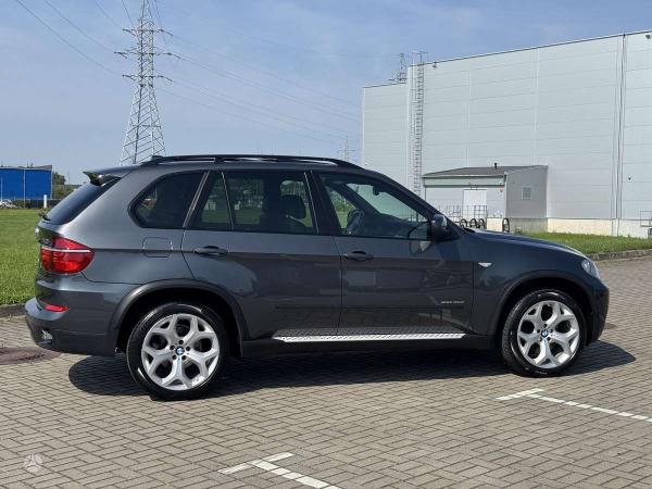 БМВ Х5 2012 в Каунас на AUTOMOTO.COM.LV Серый БМВ Х5 2012 в Каунас, объемом двигателя 3.00 л и пробегом 232 тыс. км за 13500 €, фото 4 на AUTOMOTO.COM.LV