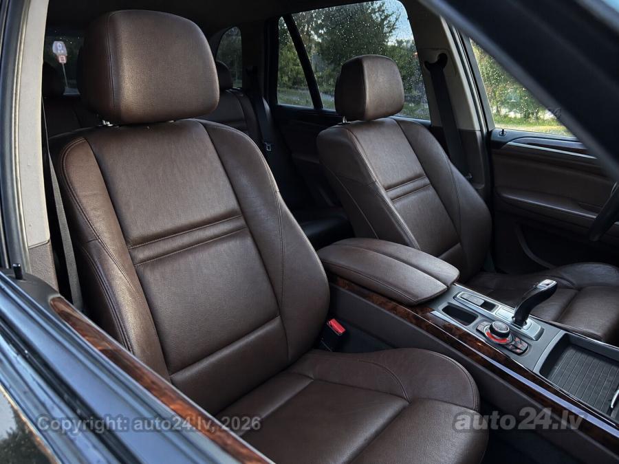Pelēks BMW X5 2012 Valga, ar dzinēja tilpumu 3.00 L un nobraukumu 330 tūkst. km par 9999 €, foto 11 vietnē AUTOMOTO.COM.LV