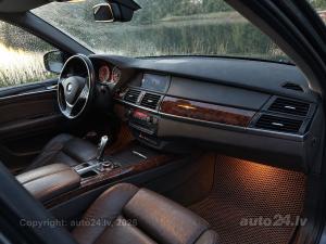 Pelēks BMW X5 2012 Valga, ar dzinēja tilpumu 3.00 L un nobraukumu 330 tūkst. km par 9999 €, foto 12 vietnē AUTOMOTO.COM.LV