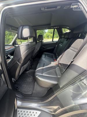 Pelēks BMW X5 2012 Šauļi, ar dzinēja tilpumu 3.00 L un nobraukumu 252 tūkst. km par 11900 €, foto 14 vietnē AUTOMOTO.COM.LV