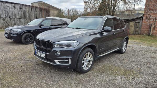 Pelēks BMW X5 2013 Liepāja, ar dzinēja tilpumu 3.00 L un nobraukumu 386 tūkst. km par 14250 €, foto 6 vietnē AUTOMOTO.COM.LV