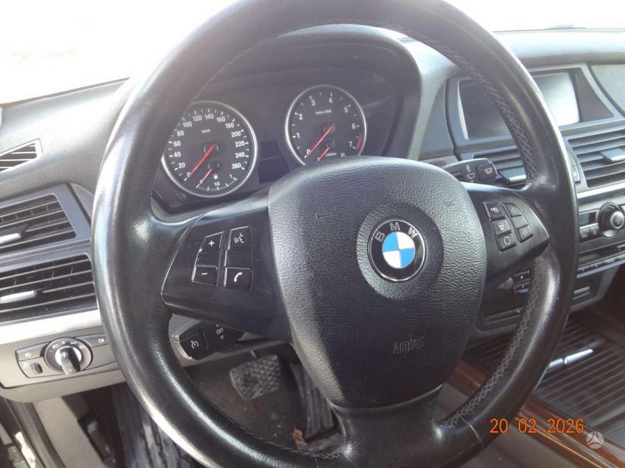Pelēks BMW X5 2013 Klaipėda, ar dzinēja tilpumu 2.98 L un nobraukumu 245 tūkst. km par 9900 €, foto 8 vietnē AUTOMOTO.COM.LV