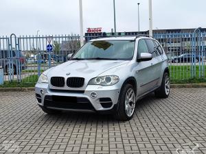 Grey BMW X5 2013 in Avizieniai, with an engine capacity of 3.00 L and mileage of 219 thousand km for 9500 €, photo  on AUTOMOTO.COM.LV