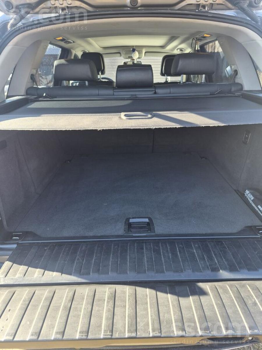 Grey BMW X5 2013 in Jekabpils, with an engine capacity of 3.00 L and mileage of 217 thousand km for 9500 €, photo 6 on AUTOMOTO.COM.LV