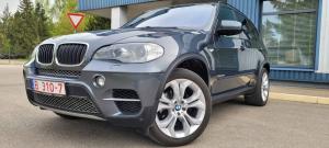 Grey BMW X5 2013 in Riga, with an engine capacity of 3.00 L and mileage of 324 thousand km for 11000 €, photo 3 on AUTOMOTO.COM.LV