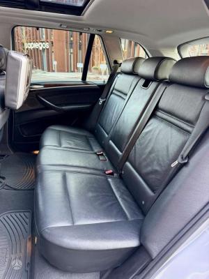 Grey BMW X5 2013 in Kaunas, with an engine capacity of 2.98 L and mileage of 235 thousand km for 7700 €, photo 23 on AUTOMOTO.COM.LV