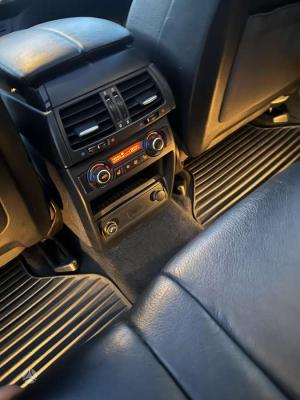 Grey BMW X5 2013 in Vilnius, with an engine capacity of 2.98 L and mileage of 244 thousand km for 9200 €, photo 7 on AUTOMOTO.COM.LV