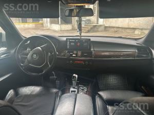 Grey BMW X5 2013 in Riga, with an engine capacity of 3.00 L and mileage of 36 thousand km for 9500 €, photo 6 on AUTOMOTO.COM.LV