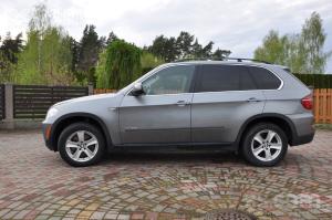 Pelēks BMW X5 2013 Jelgava, ar dzinēja tilpumu 3.00 L un nobraukumu 260 tūkst. km par 9900 €, foto 5 vietnē AUTOMOTO.COM.LV