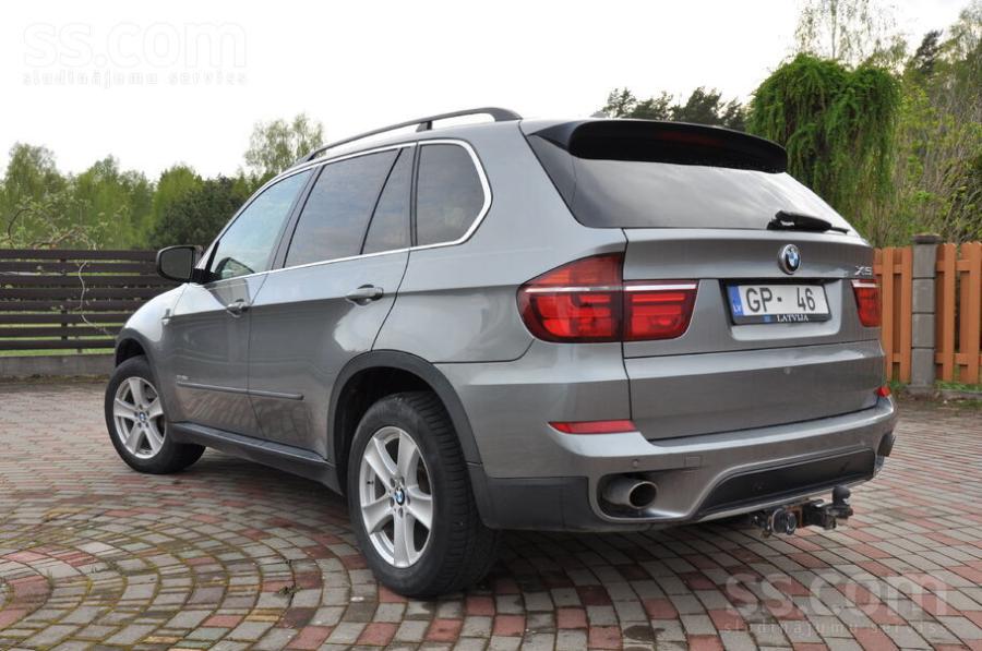 Pelēks BMW X5 2013 Jelgava, ar dzinēja tilpumu 3.00 L un nobraukumu 260 tūkst. km par 9900 €, foto 6 vietnē AUTOMOTO.COM.LV