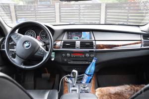 Pelēks BMW X5 2013 Jelgava, ar dzinēja tilpumu 3.00 L un nobraukumu 260 tūkst. km par 9900 €, foto 14 vietnē AUTOMOTO.COM.LV
