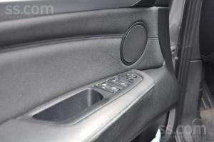 Pelēks BMW X5 2013 Jelgava, ar dzinēja tilpumu 3.00 L un nobraukumu 260 tūkst. km par 9900 €, foto 19 vietnē AUTOMOTO.COM.LV