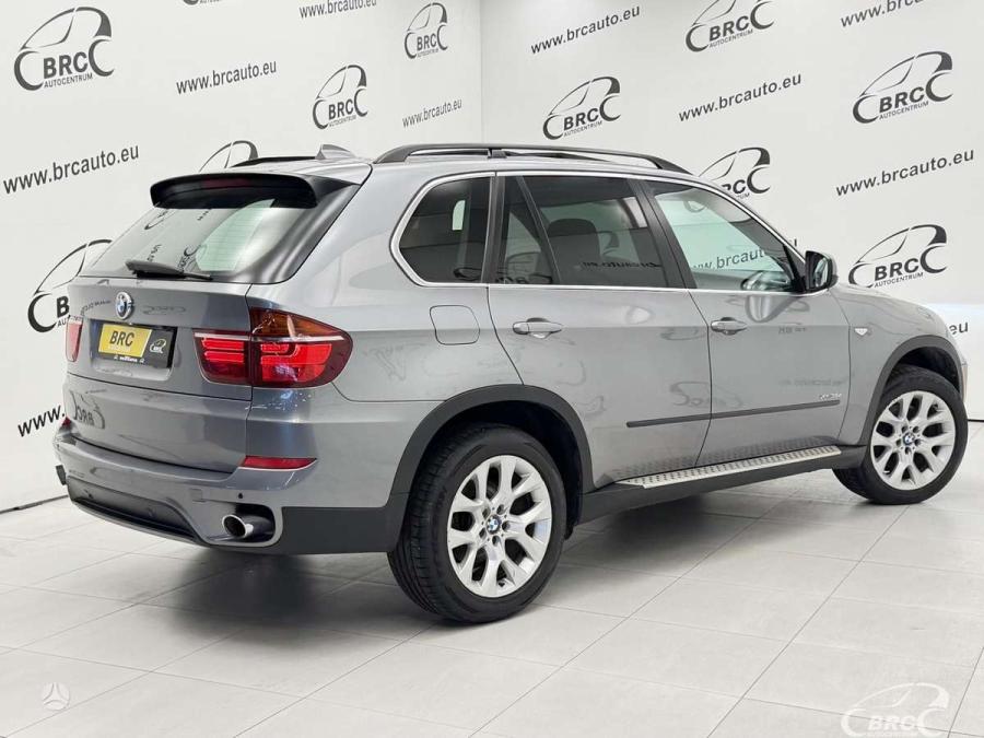Pelēks BMW X5 2013 Viļņa, ar dzinēja tilpumu 2.99 L un nobraukumu 284 tūkst. km par 9900 €, foto 4 vietnē AUTOMOTO.COM.LV