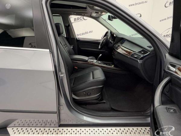 Pelēks BMW X5 2013 Viļņa, ar dzinēja tilpumu 2.99 L un nobraukumu 284 tūkst. km par 9900 €, foto 5 vietnē AUTOMOTO.COM.LV