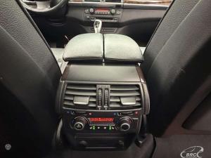 Pelēks BMW X5 2013 Viļņa, ar dzinēja tilpumu 2.99 L un nobraukumu 284 tūkst. km par 9900 €, foto 16 vietnē AUTOMOTO.COM.LV