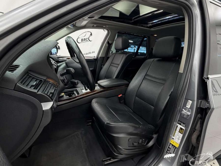 Pelēks BMW X5 2013 Viļņa, ar dzinēja tilpumu 2.99 L un nobraukumu 284 tūkst. km par 9900 €, foto 26 vietnē AUTOMOTO.COM.LV