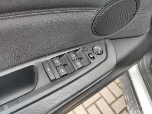 Grey BMW X5 2013 in Klaipeda, with an engine capacity of 2.98 L and mileage of 219 thousand km for 7900 €, photo 13 on AUTOMOTO.COM.LV