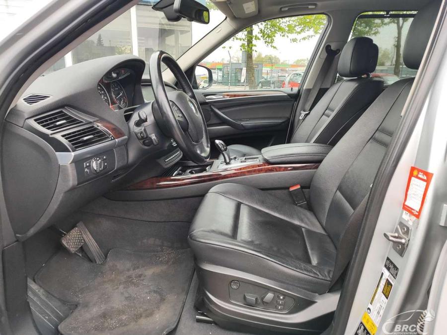 Grey BMW X5 2013 in Klaipeda, with an engine capacity of 2.98 L and mileage of 219 thousand km for 7900 €, photo 14 on AUTOMOTO.COM.LV