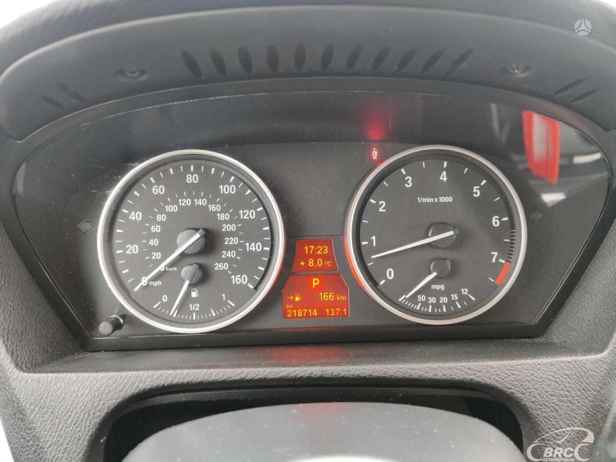 Grey BMW X5 2013 in Klaipeda, with an engine capacity of 2.98 L and mileage of 219 thousand km for 7900 €, photo 23 on AUTOMOTO.COM.LV