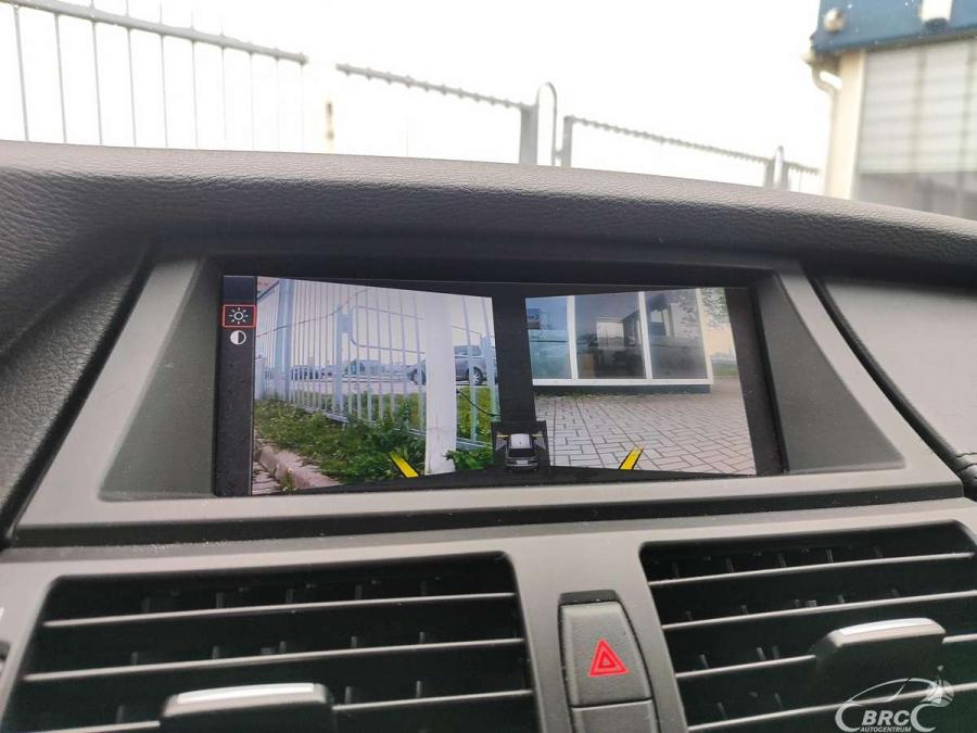 Grey BMW X5 2013 in Klaipeda, with an engine capacity of 2.98 L and mileage of 219 thousand km for 7900 €, photo 29 on AUTOMOTO.COM.LV