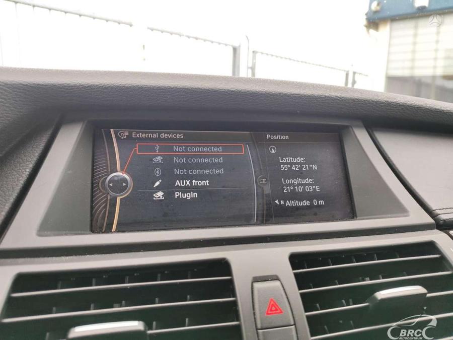 Grey BMW X5 2013 in Klaipeda, with an engine capacity of 2.98 L and mileage of 219 thousand km for 7900 €, photo 31 on AUTOMOTO.COM.LV