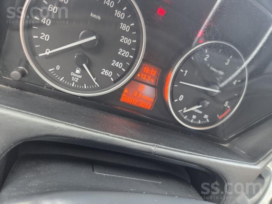 Pelēks BMW X5 2013 Rēzekne, ar dzinēja tilpumu 3.00 L un nobraukumu 235 tūkst. km par 13650 €, foto 15 vietnē AUTOMOTO.COM.LV