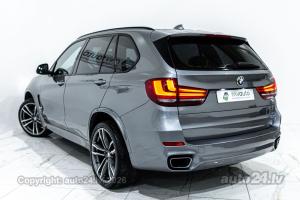 Pelēks BMW X5 2013 Tallina, ar dzinēja tilpumu 3.00 L un nobraukumu 185 tūkst. km par 17990 €, foto 7 vietnē AUTOMOTO.COM.LV