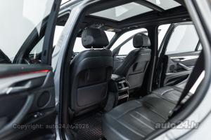 Pelēks BMW X5 2013 Tallina, ar dzinēja tilpumu 3.00 L un nobraukumu 185 tūkst. km par 17990 €, foto 21 vietnē AUTOMOTO.COM.LV