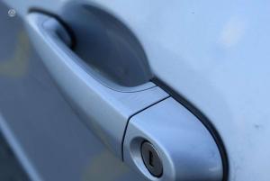 Grey BMW X5 2013 in Vilnius, with an engine capacity of 2.99 L and mileage of 331 thousand km for 10950 €, photo 12 on AUTOMOTO.COM.LV