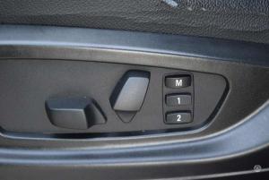 Grey BMW X5 2013 in Vilnius, with an engine capacity of 2.99 L and mileage of 331 thousand km for 10950 €, photo 14 on AUTOMOTO.COM.LV