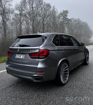 Pelēks BMW X5 2014 Rīga, ar dzinēja tilpumu 3.00 L un nobraukumu 195 tūkst. km par 19900 €, foto 5 vietnē AUTOMOTO.COM.LV