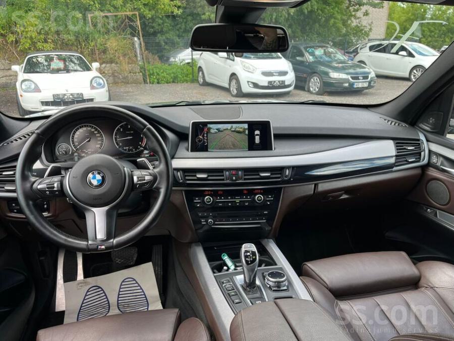 Pelēks BMW X5 2014 Rīga, ar dzinēja tilpumu 3.00 L un nobraukumu 280 tūkst. km par 20990 €, foto 7 vietnē AUTOMOTO.COM.LV