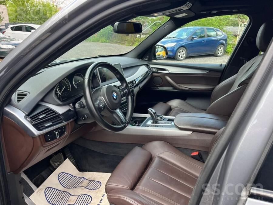 Pelēks BMW X5 2014 Rīga, ar dzinēja tilpumu 3.00 L un nobraukumu 280 tūkst. km par 20990 €, foto 10 vietnē AUTOMOTO.COM.LV