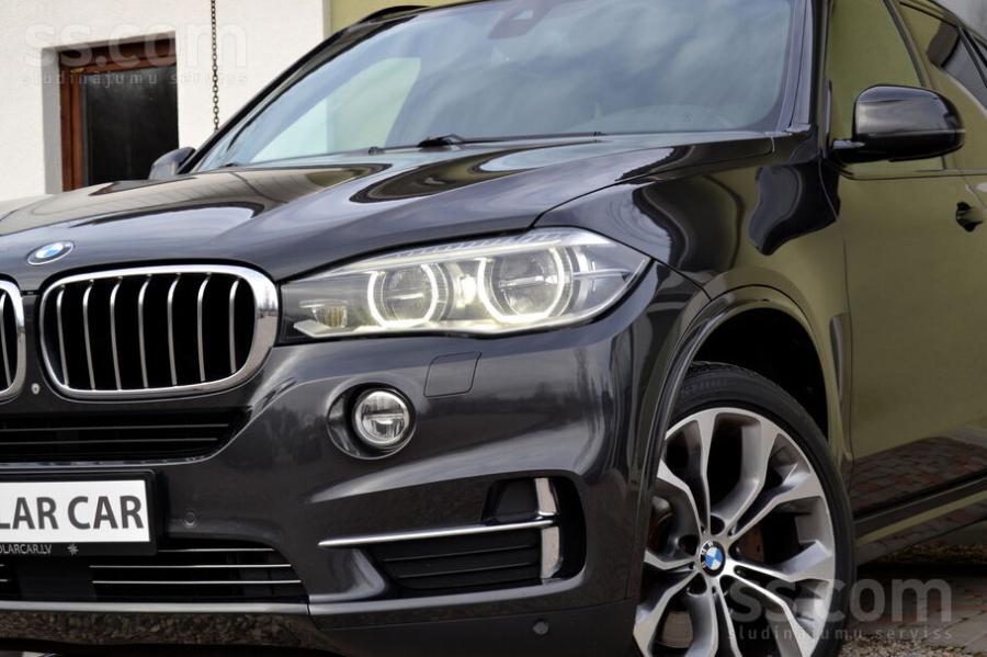 Grey BMW X5 2014 in Tukums, with an engine capacity of 3.00 L and mileage of 249 thousand km for 22490 €, photo 5 on AUTOMOTO.COM.LV