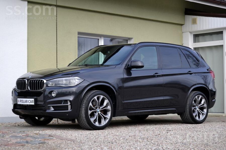 Grey BMW X5 2014 in Tukums, with an engine capacity of 3.00 L and mileage of 249 thousand km for 22490 €, photo 6 on AUTOMOTO.COM.LV