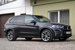 Grey BMW X5 2014 in Tukums, with an engine capacity of 3.00 L and mileage of 249 thousand km for 22490 €, photo 7 on AUTOMOTO.COM.LV