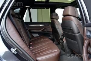 Grey BMW X5 2014 in Tukums, with an engine capacity of 3.00 L and mileage of 249 thousand km for 22490 €, photo 32 on AUTOMOTO.COM.LV