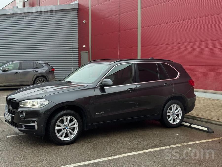 Pelēks BMW X5 2014 Jelgava, ar dzinēja tilpumu 3.00 L un nobraukumu 312 tūkst. km par 18400 €, foto 6 vietnē AUTOMOTO.COM.LV