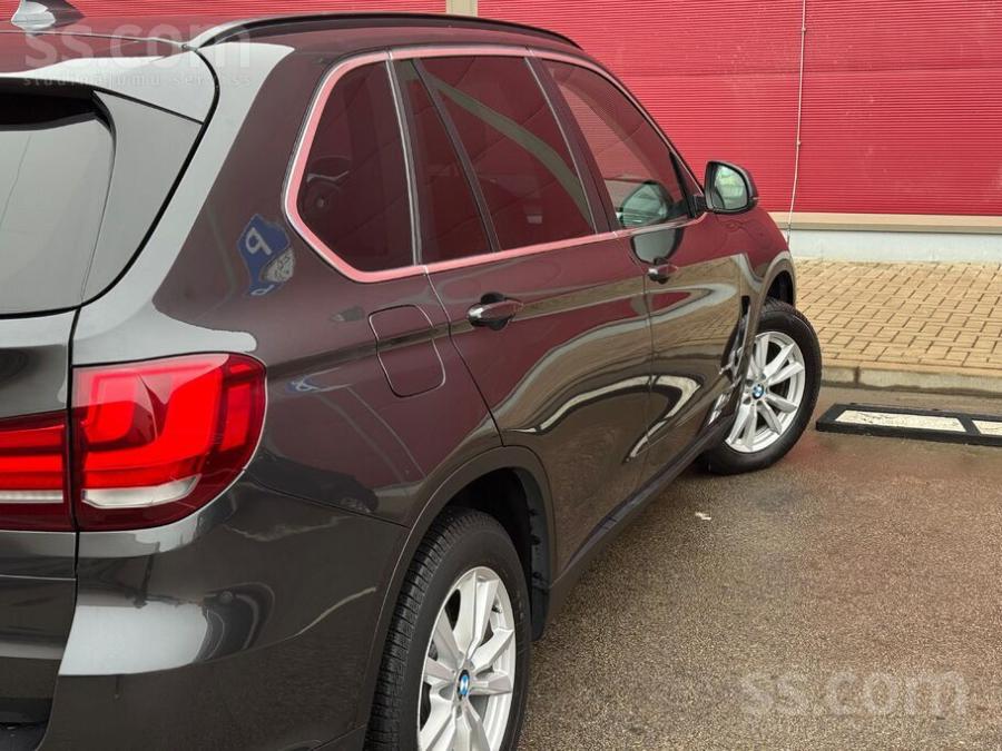 Pelēks BMW X5 2014 Jelgava, ar dzinēja tilpumu 3.00 L un nobraukumu 312 tūkst. km par 18400 €, foto 11 vietnē AUTOMOTO.COM.LV