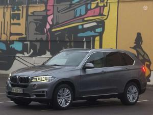 Grey BMW X5 2014 in Vilnius, with an engine capacity of 2.99 L and mileage of 277 thousand km for 12000 €, photo 3 on AUTOMOTO.COM.LV