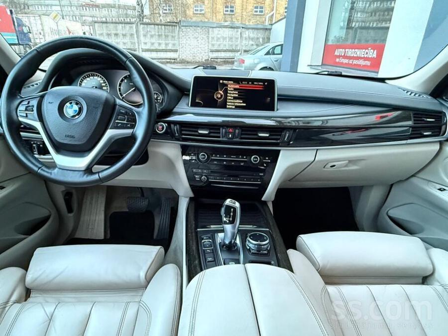 Grey BMW X5 2014 in Riga, with an engine capacity of 3.00 L and mileage of 331 thousand km for 15900 €, photo 19 on AUTOMOTO.COM.LV