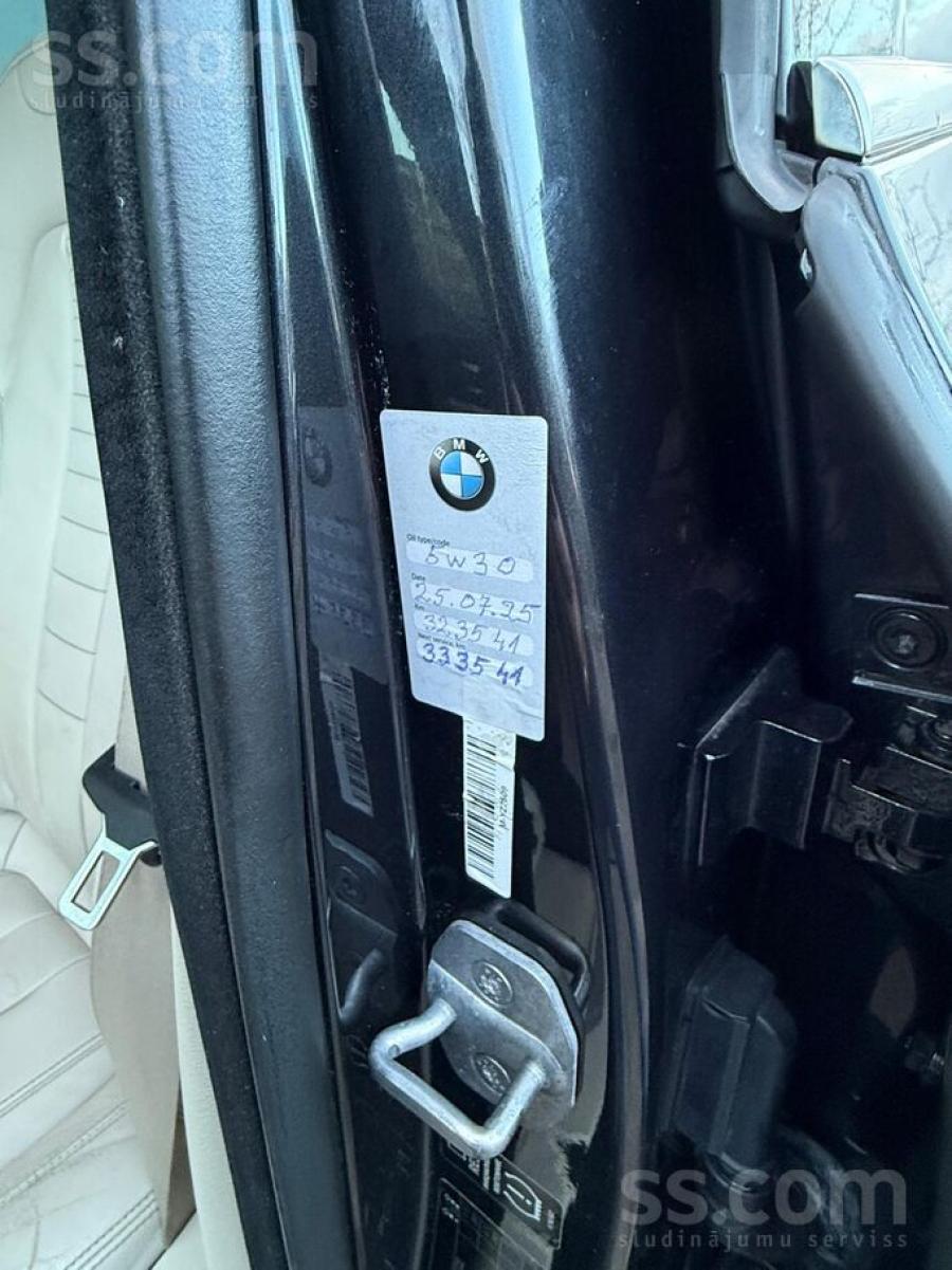 Grey BMW X5 2014 in Riga, with an engine capacity of 3.00 L and mileage of 331 thousand km for 15900 €, photo 21 on AUTOMOTO.COM.LV