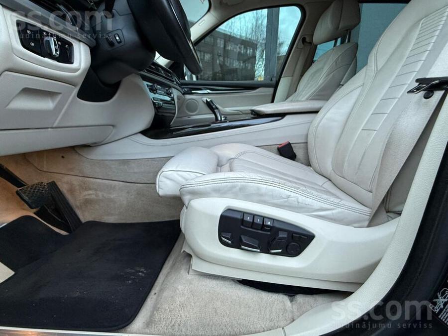 Grey BMW X5 2014 in Riga, with an engine capacity of 3.00 L and mileage of 331 thousand km for 15900 €, photo 23 on AUTOMOTO.COM.LV
