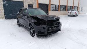 Pelēks BMW X5 2014 Alīta, ar dzinēja tilpumu 2.99 L un nobraukumu 230 tūkst. km par 11999 €, foto 3 vietnē AUTOMOTO.COM.LV