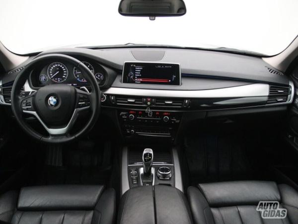 Grey BMW X5 2014 in Vilnius, with an engine capacity of 3.00 L and mileage of 236 thousand km for 19199 €, photo 2 on AUTOMOTO.COM.LV